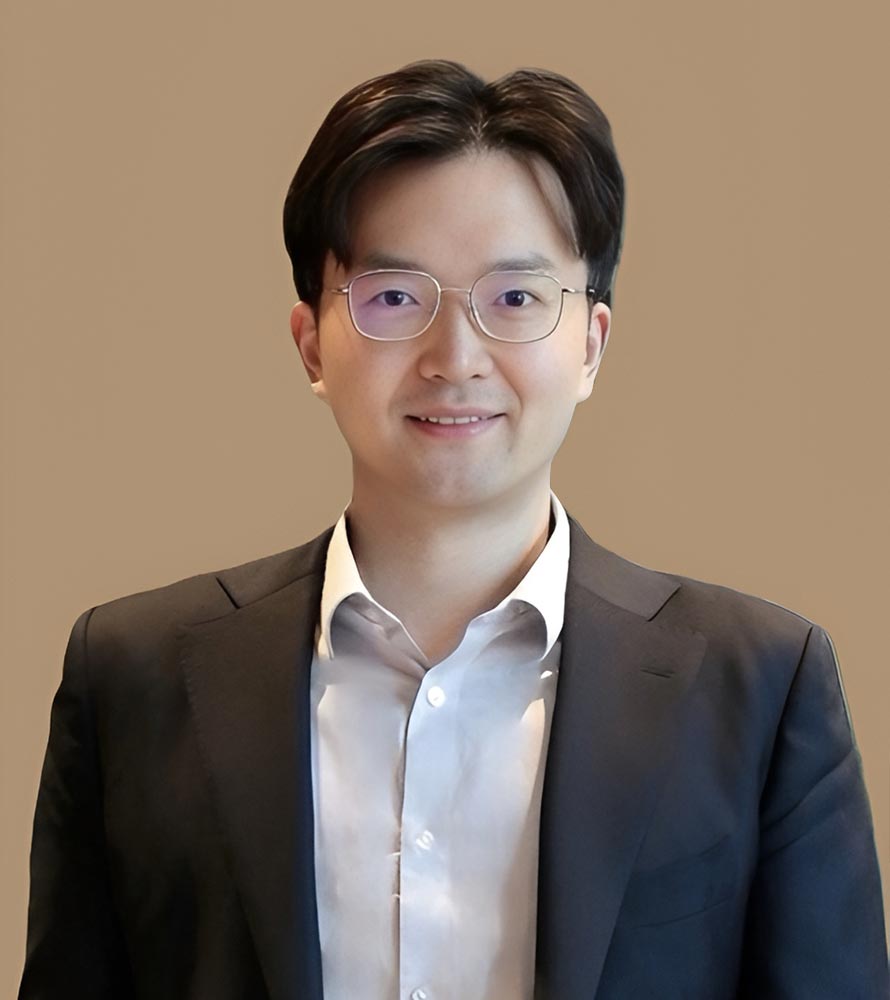 Henry Gao | Corporate & IP Litigation Lawyer | Romano Law